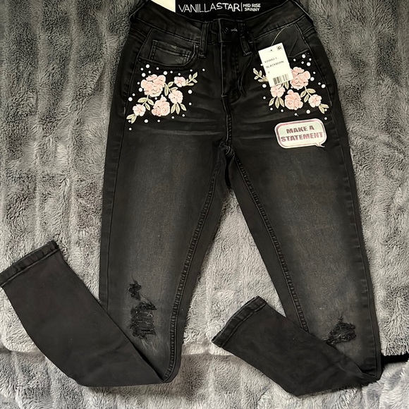 Vanilla Star | Jeans | Vanilla Star Mid Rise Skinny Jeans | Poshmark